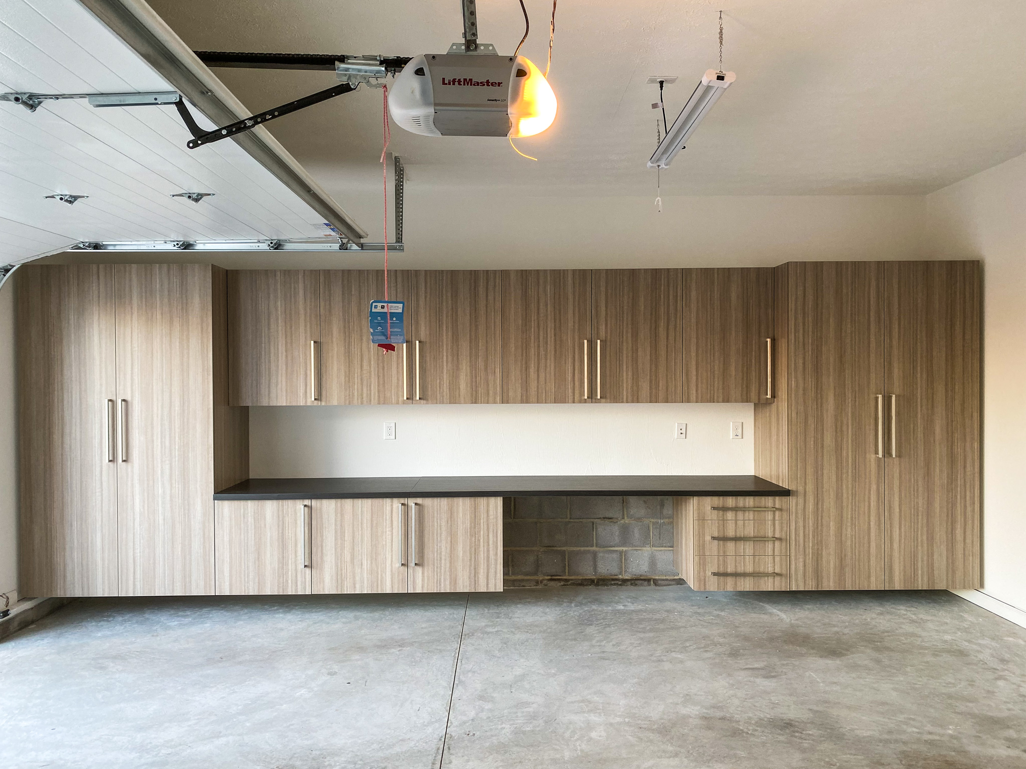 Gallery – Custom Garage Interiors